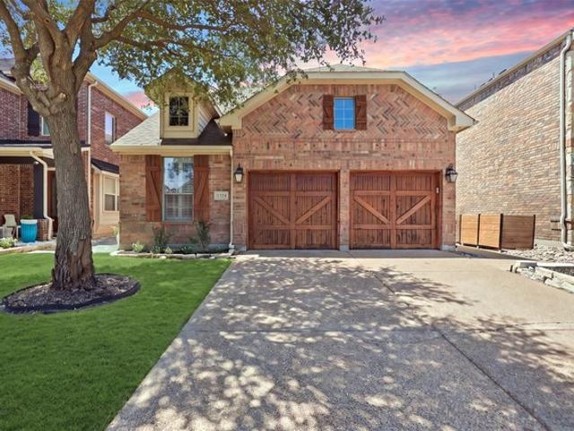 1324 Cog Hill Dr, Fort Worth, TX 76120