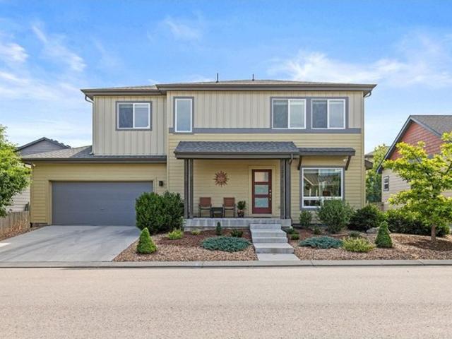1324 Country Ct, Longmont, CO 80501