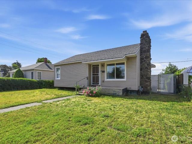 1324 E Kiernan Avenue