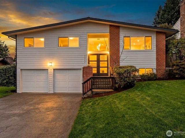 1324 E Walnut St, Kent, WA 98030