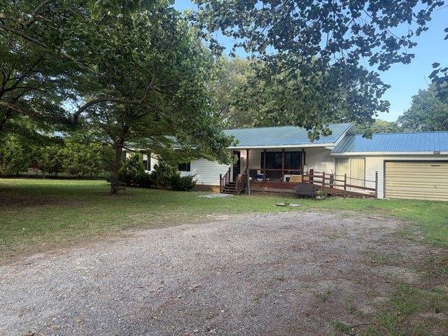 1324 Hidden Valley Cir, McMinnville, TN 37110