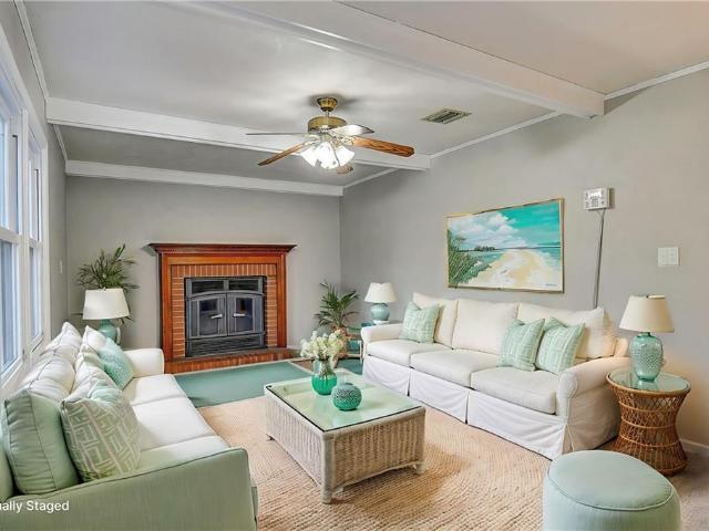 1324 Kasba CT