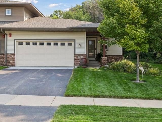 1324 Lylewood Pkwy, Carver, MN 55315