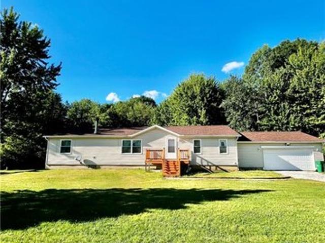 1324 Lake Vue Dr, Roaming Shores, OH 44085
