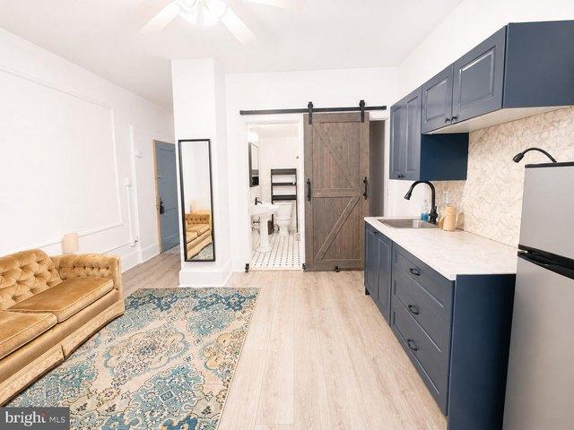 1324 Locust St Apt 615, Philadelphia, PA 19107
