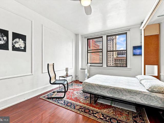 1324 Locust Street # 1207