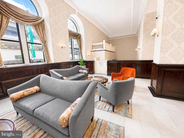 1324 Locust Street # 615