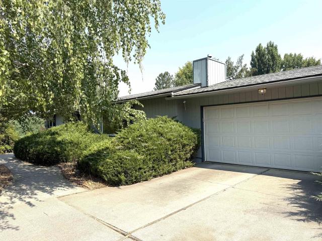 1324 Ponderosa