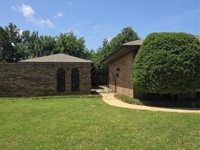 1324 SW 72nd St, Oklahoma City, OK 73159