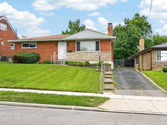1324 Thurnridge Dr, Cincinnati, OH 45215