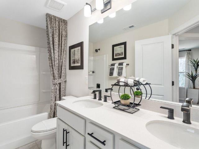 1324 W Garner Rd, Unit 103, Garner, NC 27529 | MLS #10162