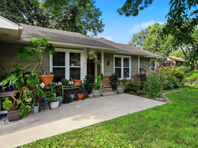1324 weaver dr