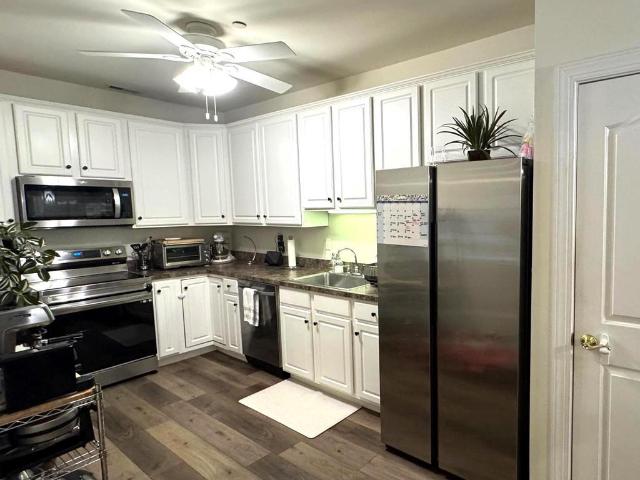 1324 West Chester Pike # 203