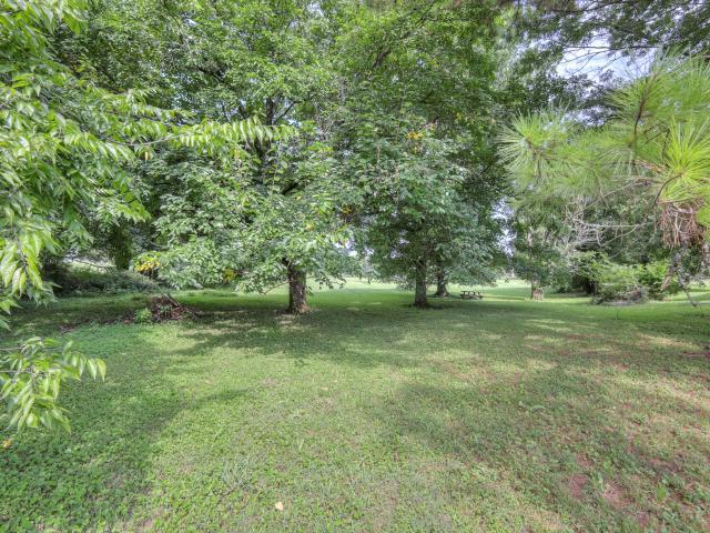 1324 Yell Rd