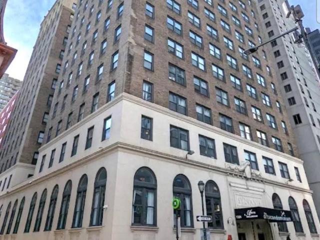 1324 00 Locust Street # 1428