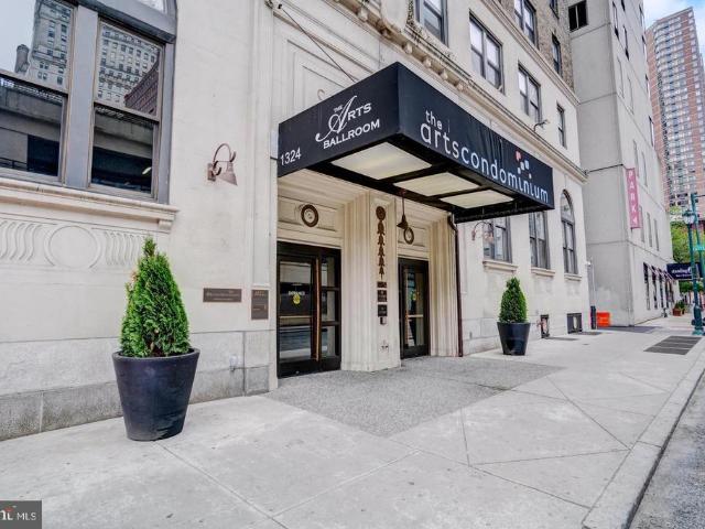 1324 00 Locust Street # 506