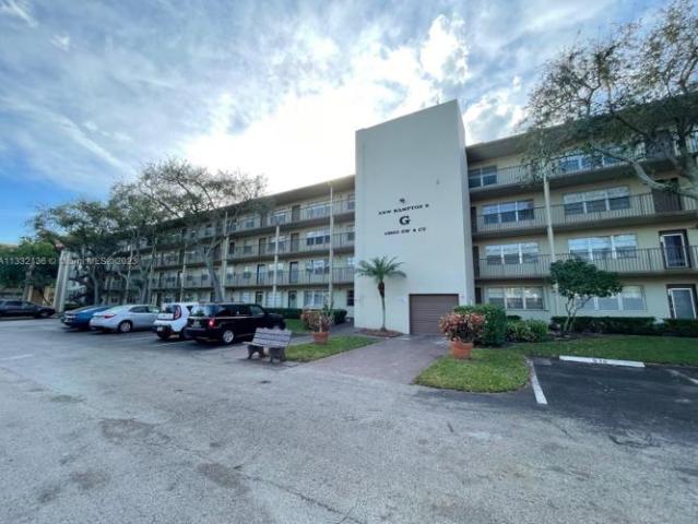 13250 4th Ct SW #109G, Pembroke Pines, FL 33027
