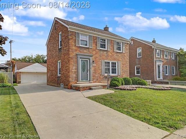 13252 Chestnut St, Southgate, MI 48195