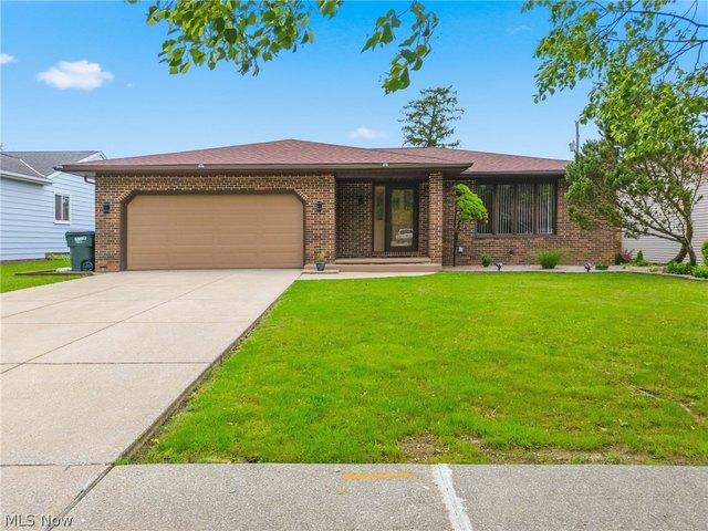 13255 Milo Rd, Garfield Heights, OH 44125