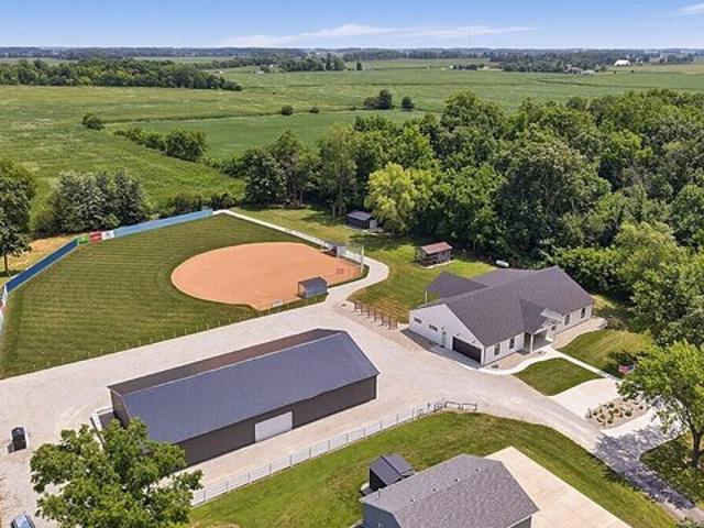1325 Middle Jamestown Rd, Lebanon, IN 46052