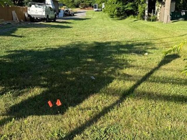 1325 N Main St, Hampstead, MD 21074