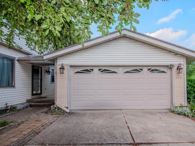1325 Chartwell Carriage Way