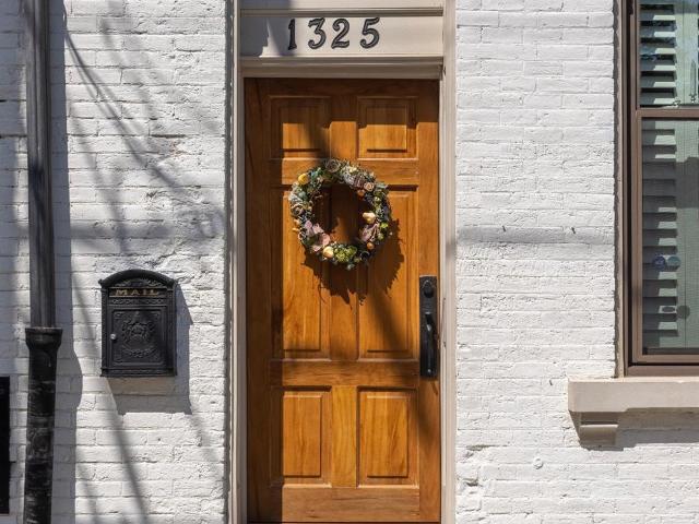 1325 Clay Street