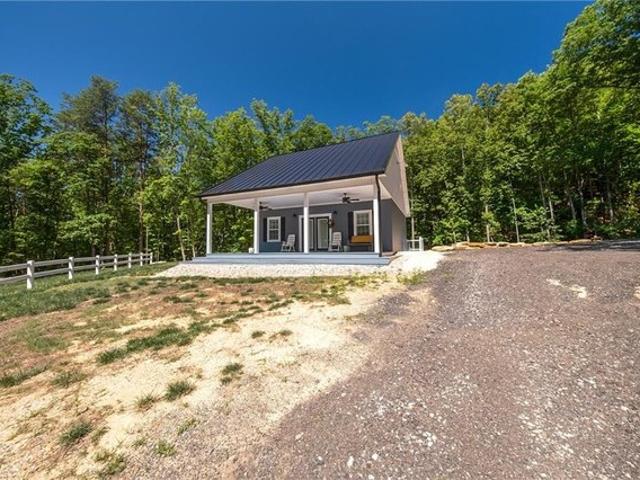 1325 Doyle Cromer Rd, King, NC 27021