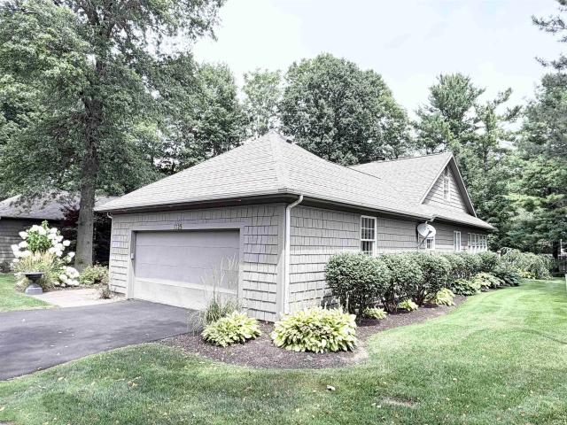1325 E Erskine Manor Hill Drive