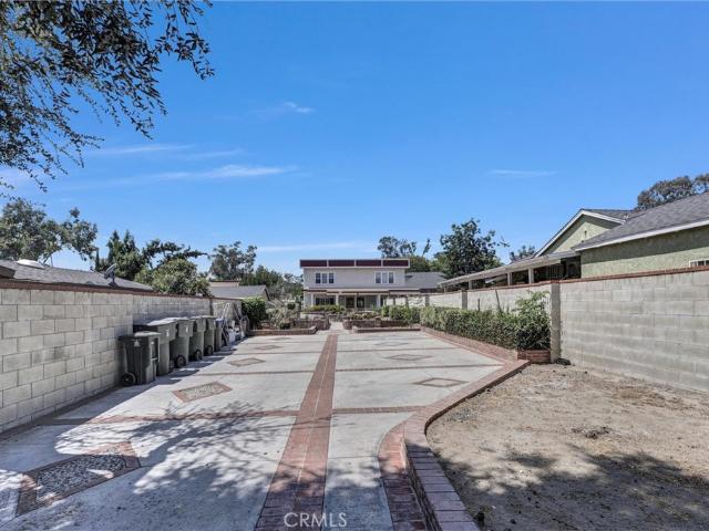 1325 Glen