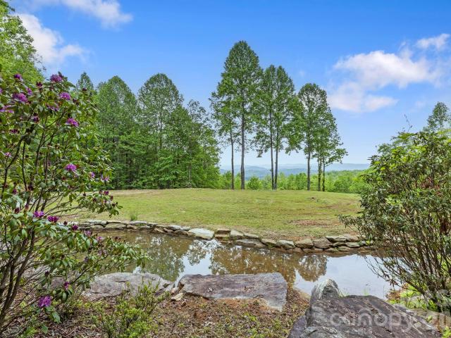 1325 Golden Road