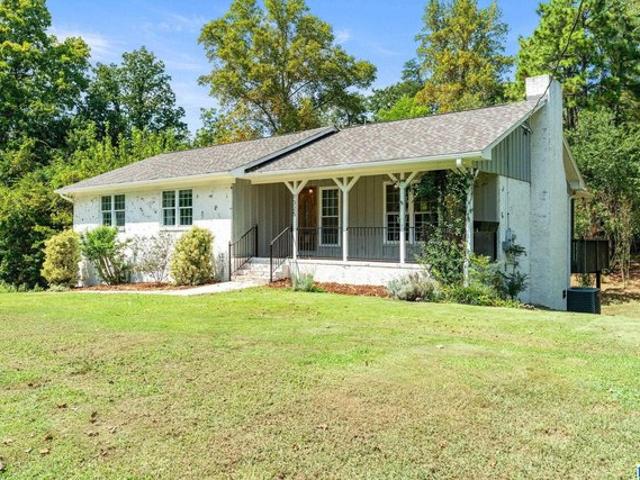 1325 Green Acre Trl, Bessemer, AL 35022