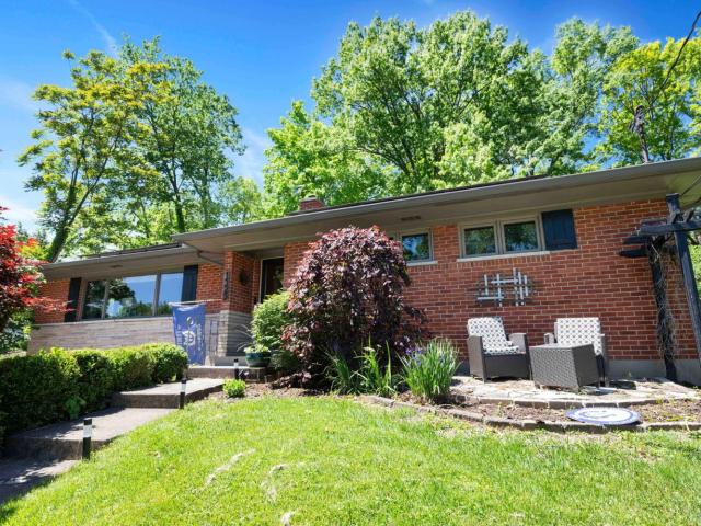1325 Holman View Drive