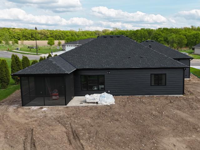 1325 Iris Lane