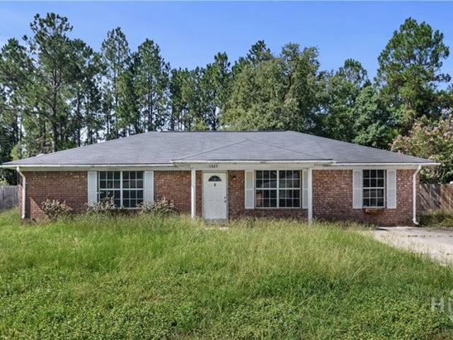 1325 Loblolly Dr, Hinesville, GA 31313