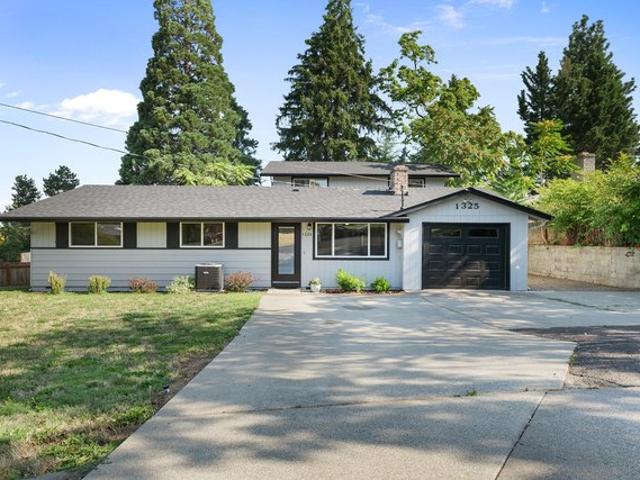 1325 Ridge Way, Medford, OR 97504