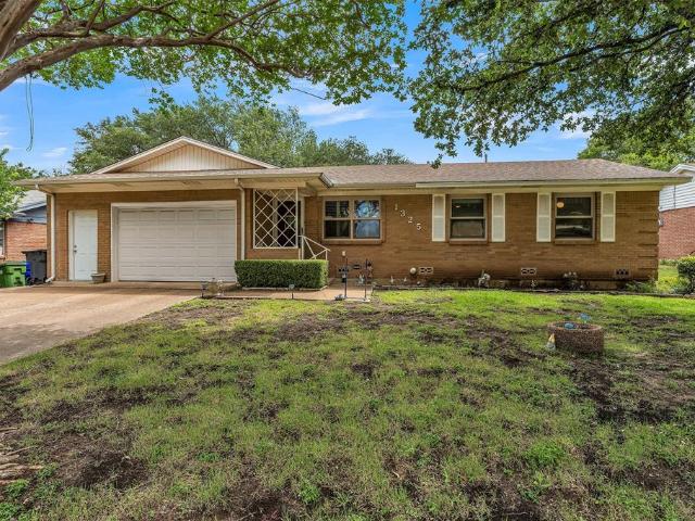 1325 Royal Oaks Drive