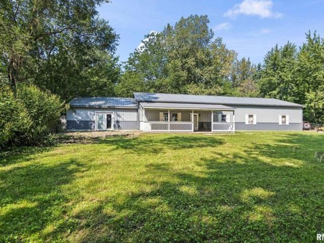 1325 Stanton Airport Rd, Riverton, IL 62561