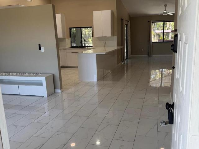 1325 SW 28th St, Cape Coral, FL 33914 | MLS #A12004