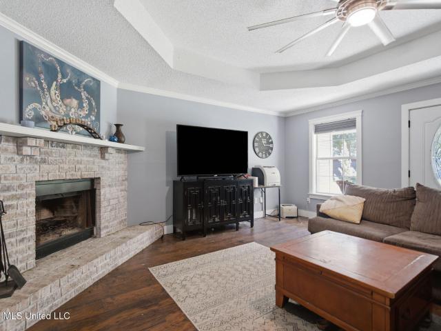 1325 S 10th Street