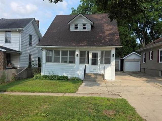 1325 S High Ave, Freeport, IL 61032