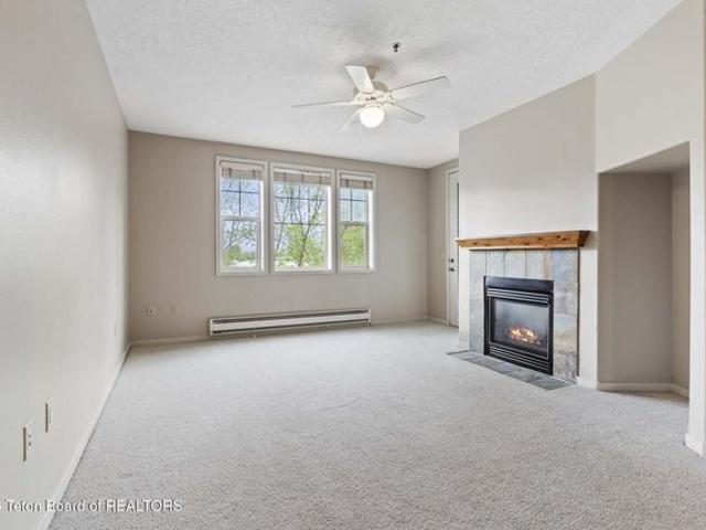 1325 S Highway 89 Apt 218, Jackson, WY 83001