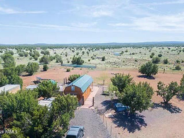 1325 w little bit drive