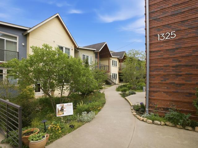 1325 5th Ave N # 25