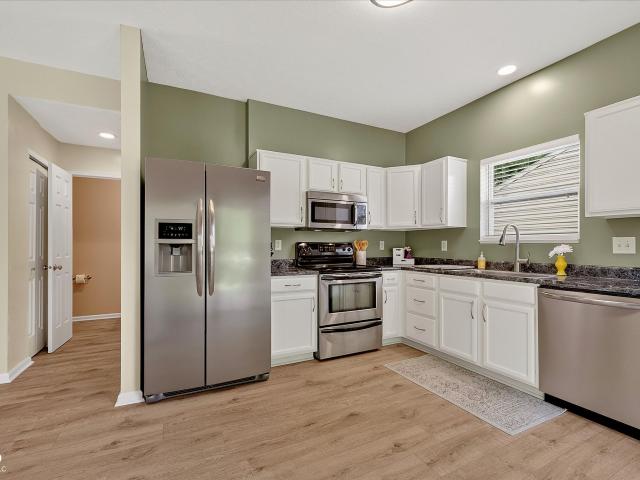 13261 Ashwood Drive
