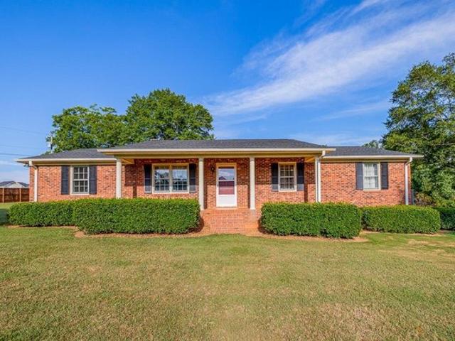 1326 Mount Zion Rd, Spartanburg, SC 29303