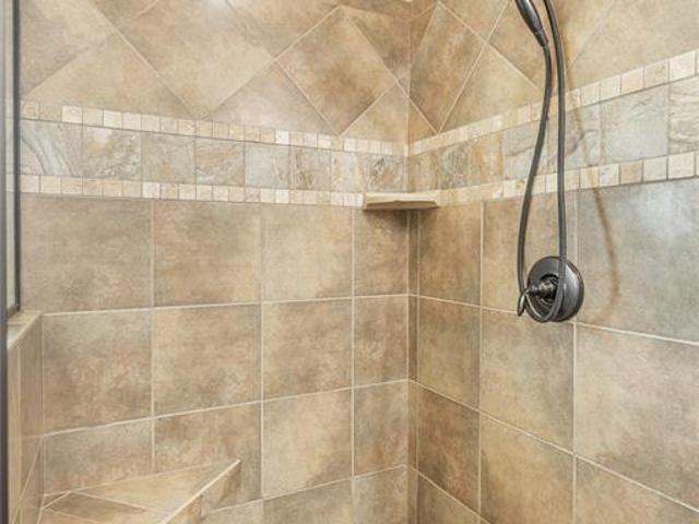 1326 Briar Cliff Path