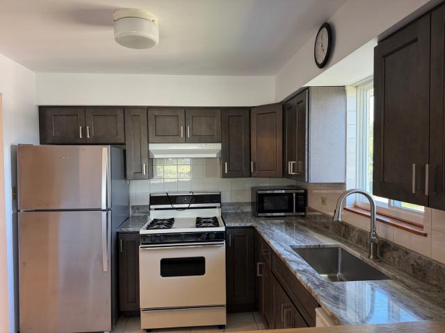 1326 E 159th St 1326 Street # 3E
