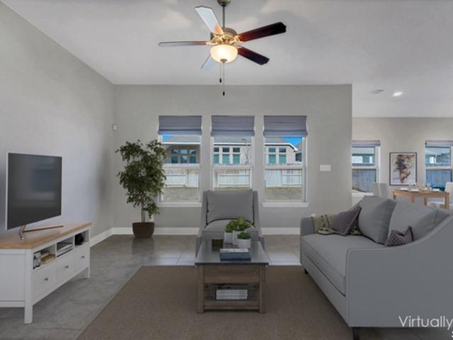 1326 Homestead Cv