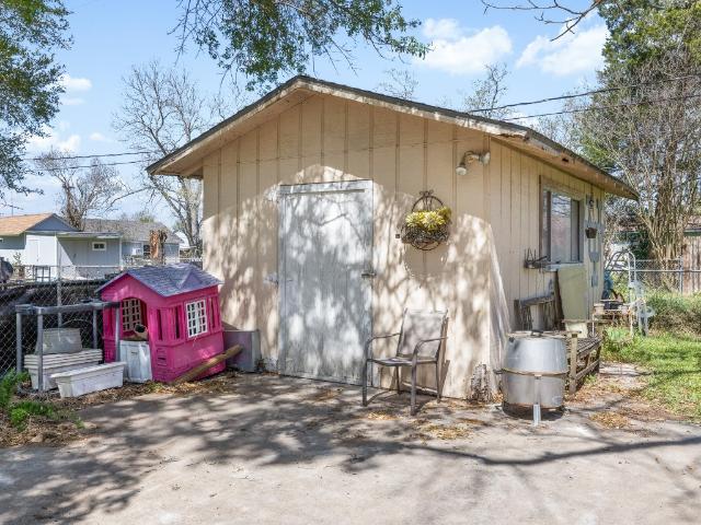 1326 Kathy Avenue